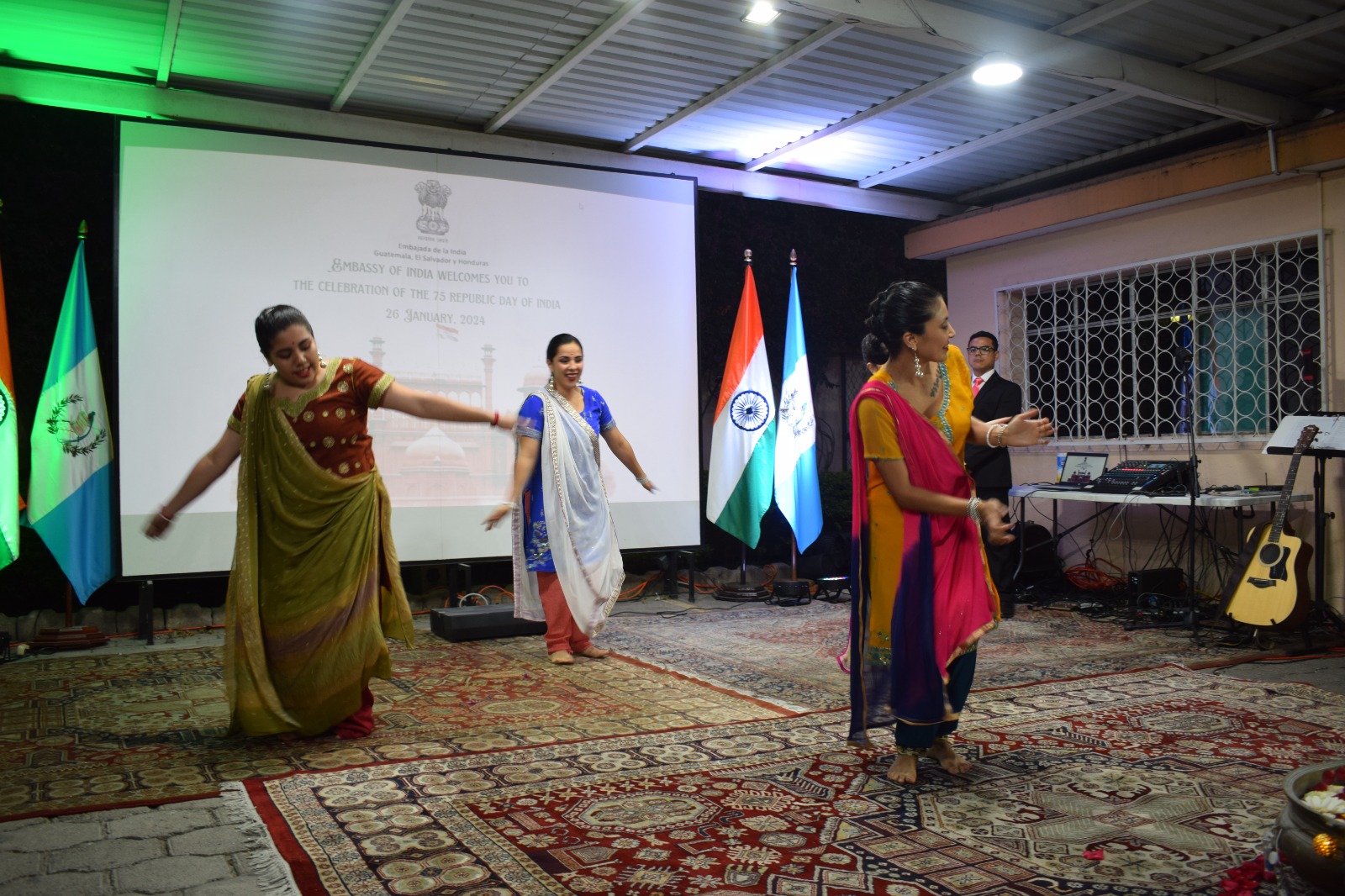 Conmemoración del 75° Día de la República de la India | SEIJ