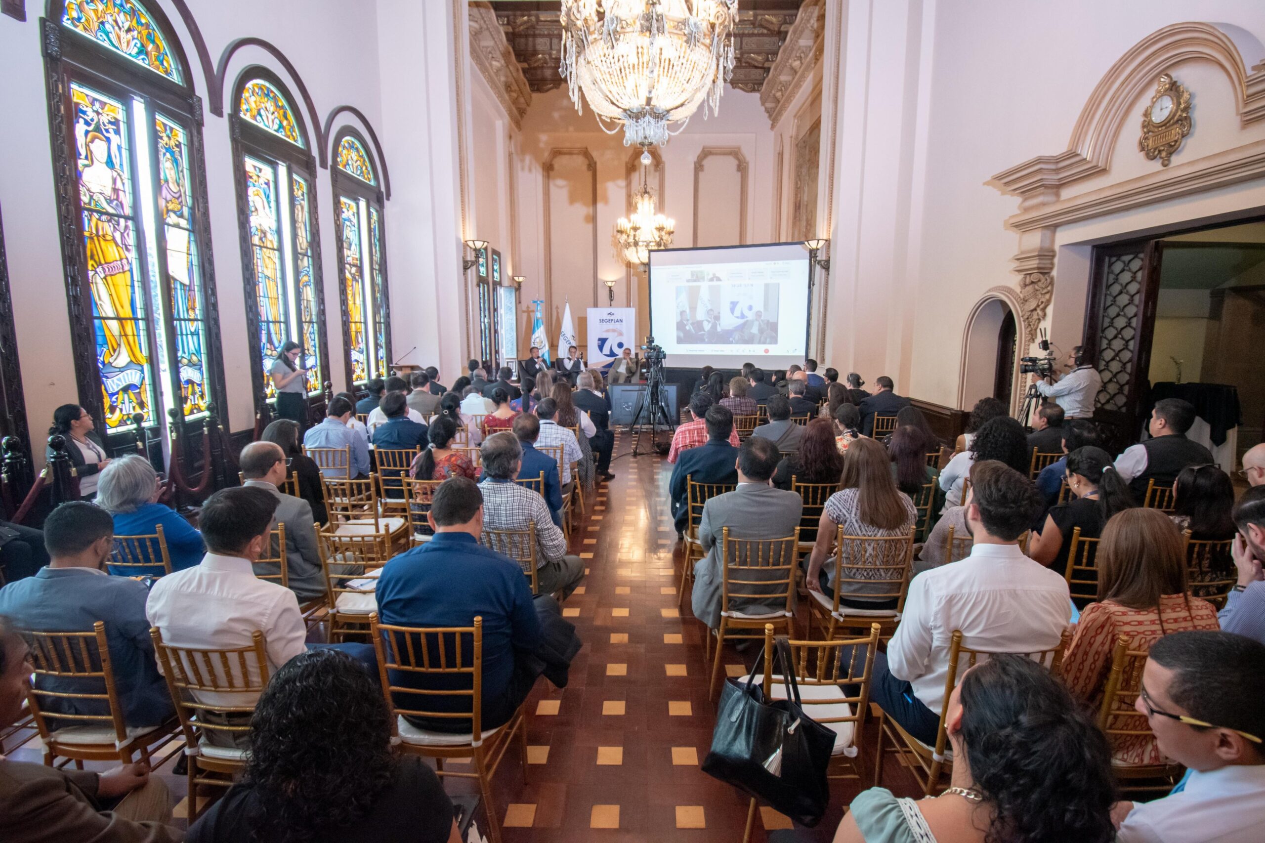 Foro Internacional destaca la Importancia del Seguimiento y Evaluación ...